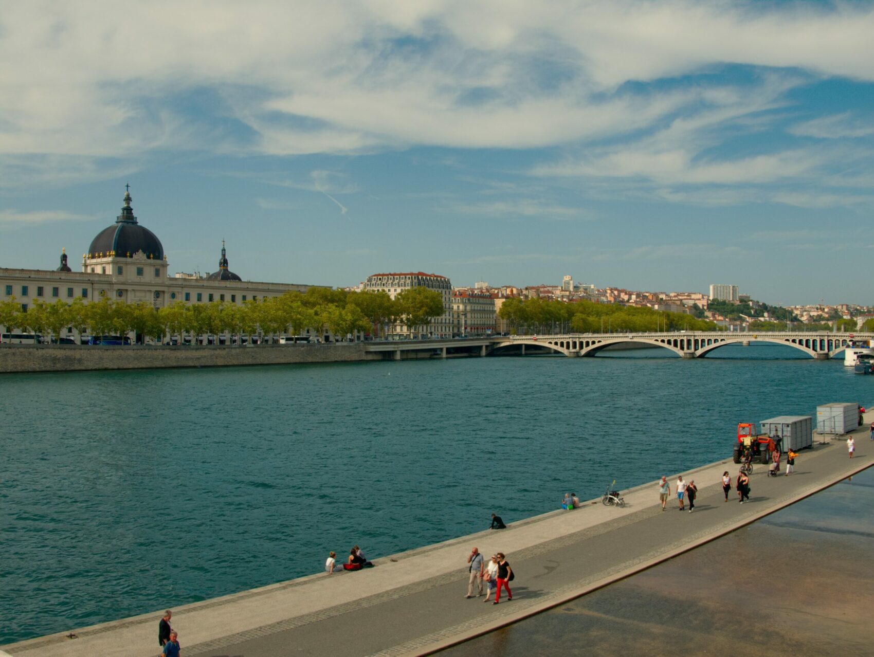 Unveiling the Expat Life: Your Passport to Living Abroad – orindazone.com